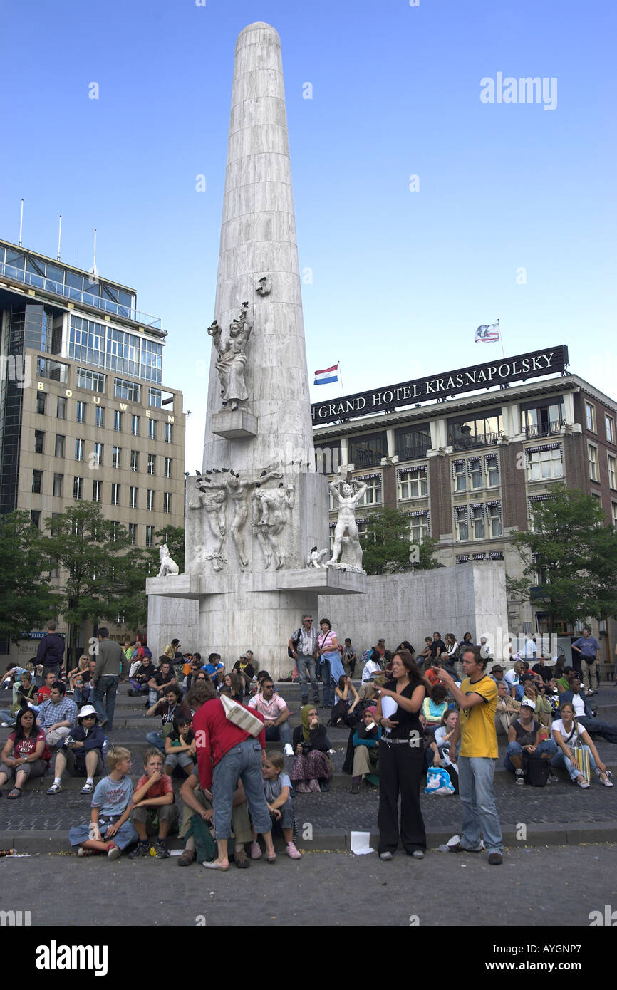 Europe ww2 crowd hi-res stock photography and images - Alamy