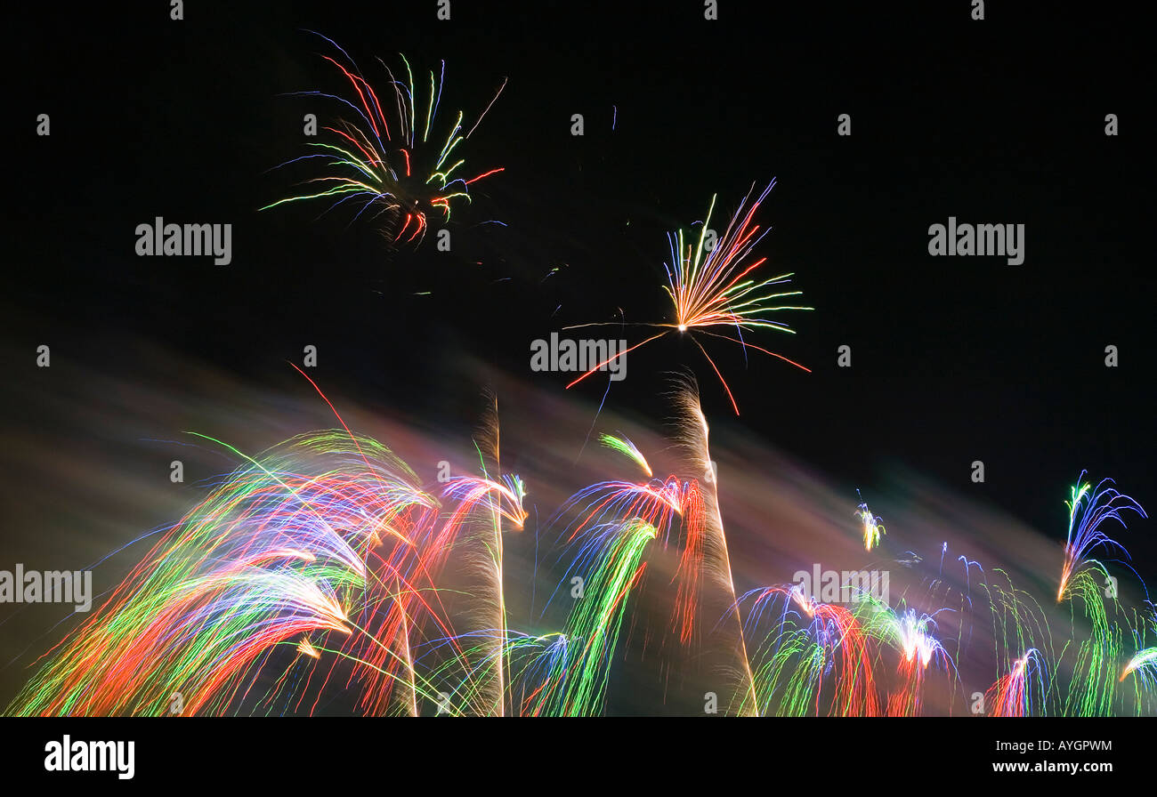 Round table firework display 2007, Exmouth, Devon Stock Photo - Alamy
