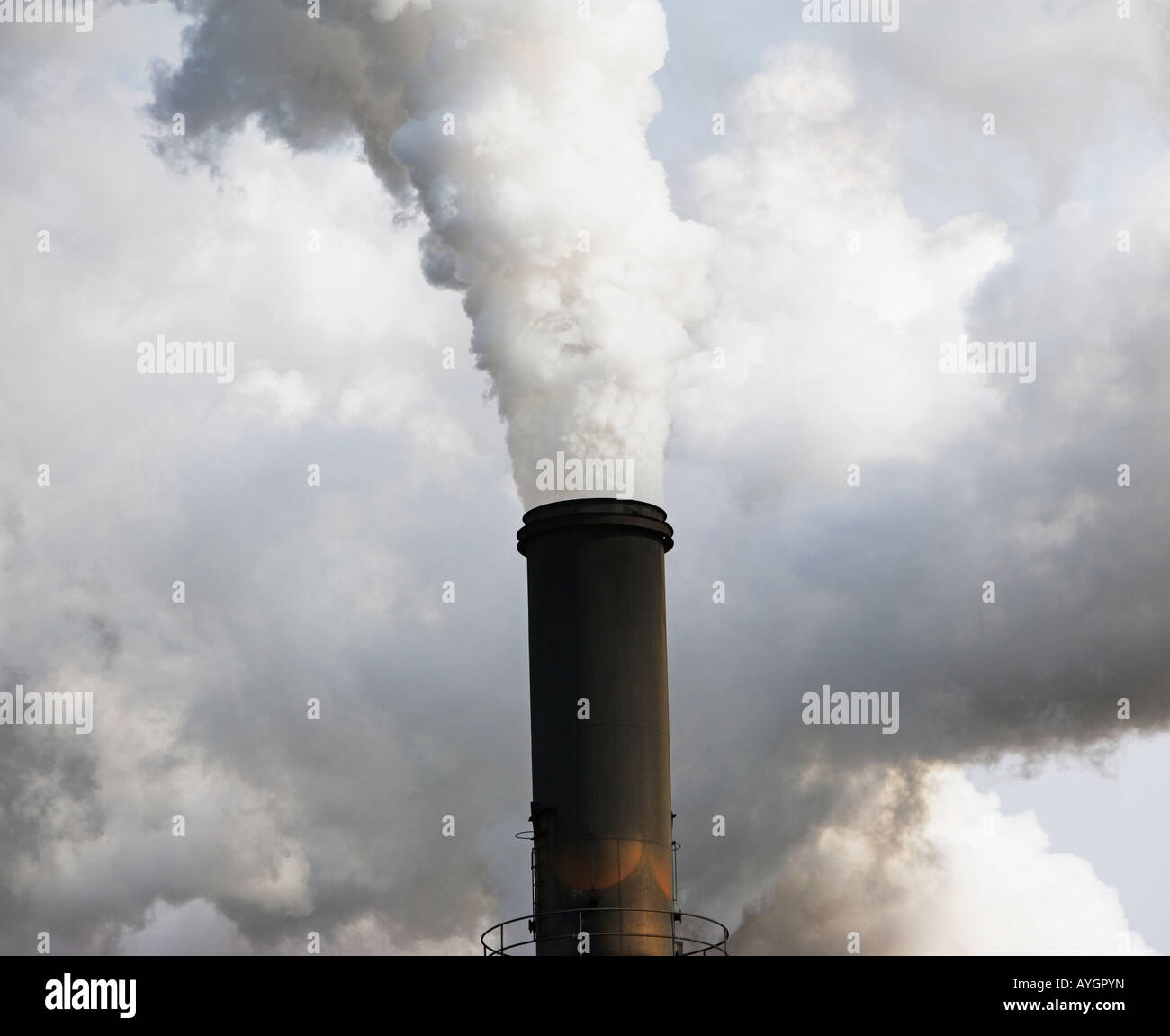 Smokestacks hi-res stock photography and images - Alamy