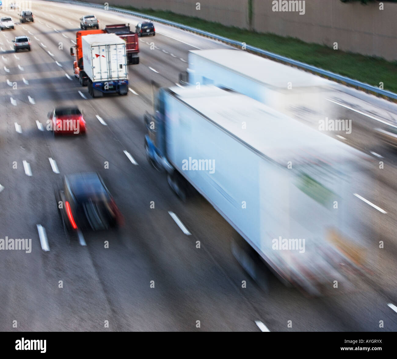 Roadway traffic lanes hi-res stock photography and images - Alamy