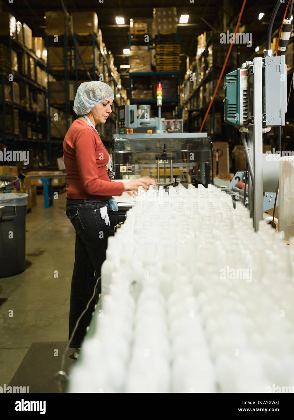 Product shipment hi-res stock photography and images - Alamy