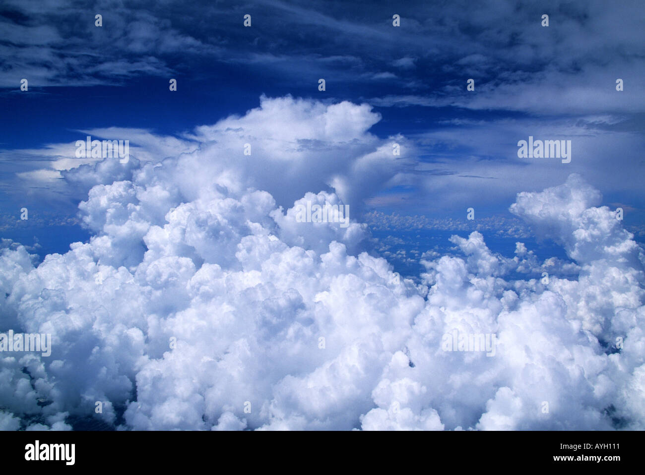 Cloud formation illustration hi-res stock photography and images - Alamy