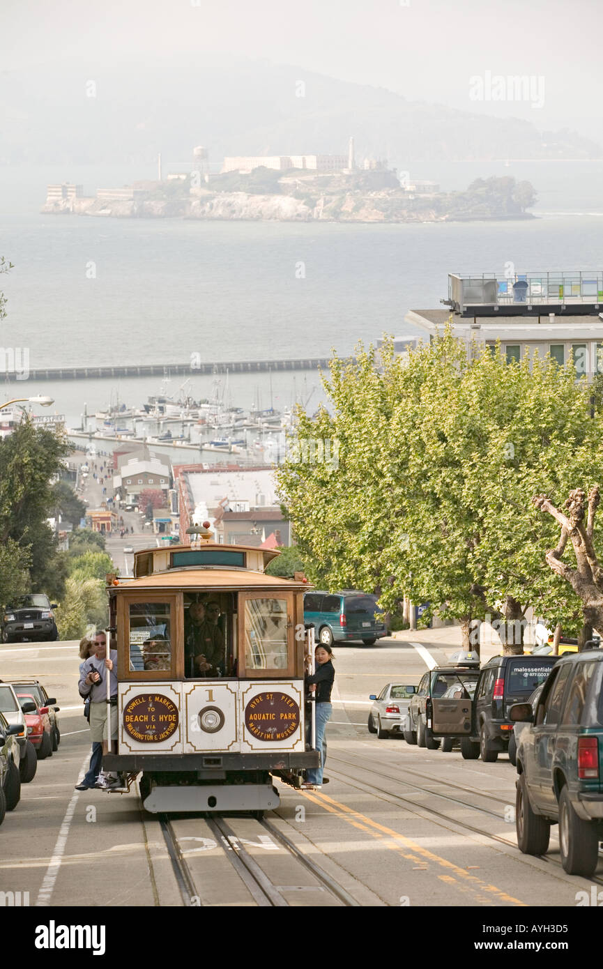 Driver san francisco cable car hi-res stock photography and images - Alamy