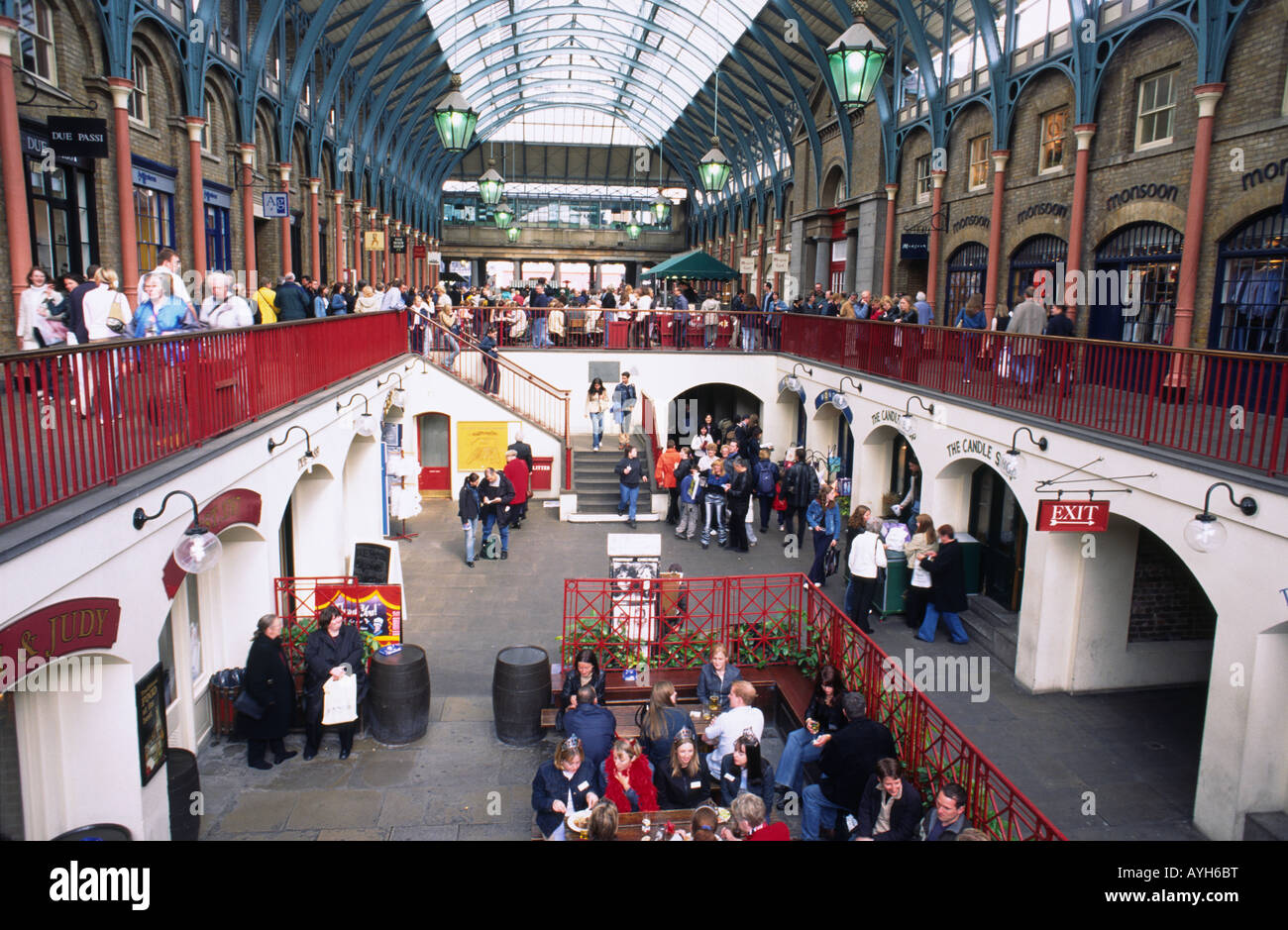 Coven hi-res stock photography and images - Alamy