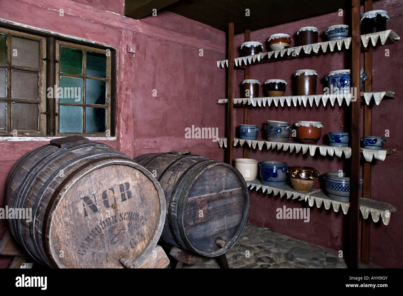 Storeroom hi-res stock photography and images - Alamy