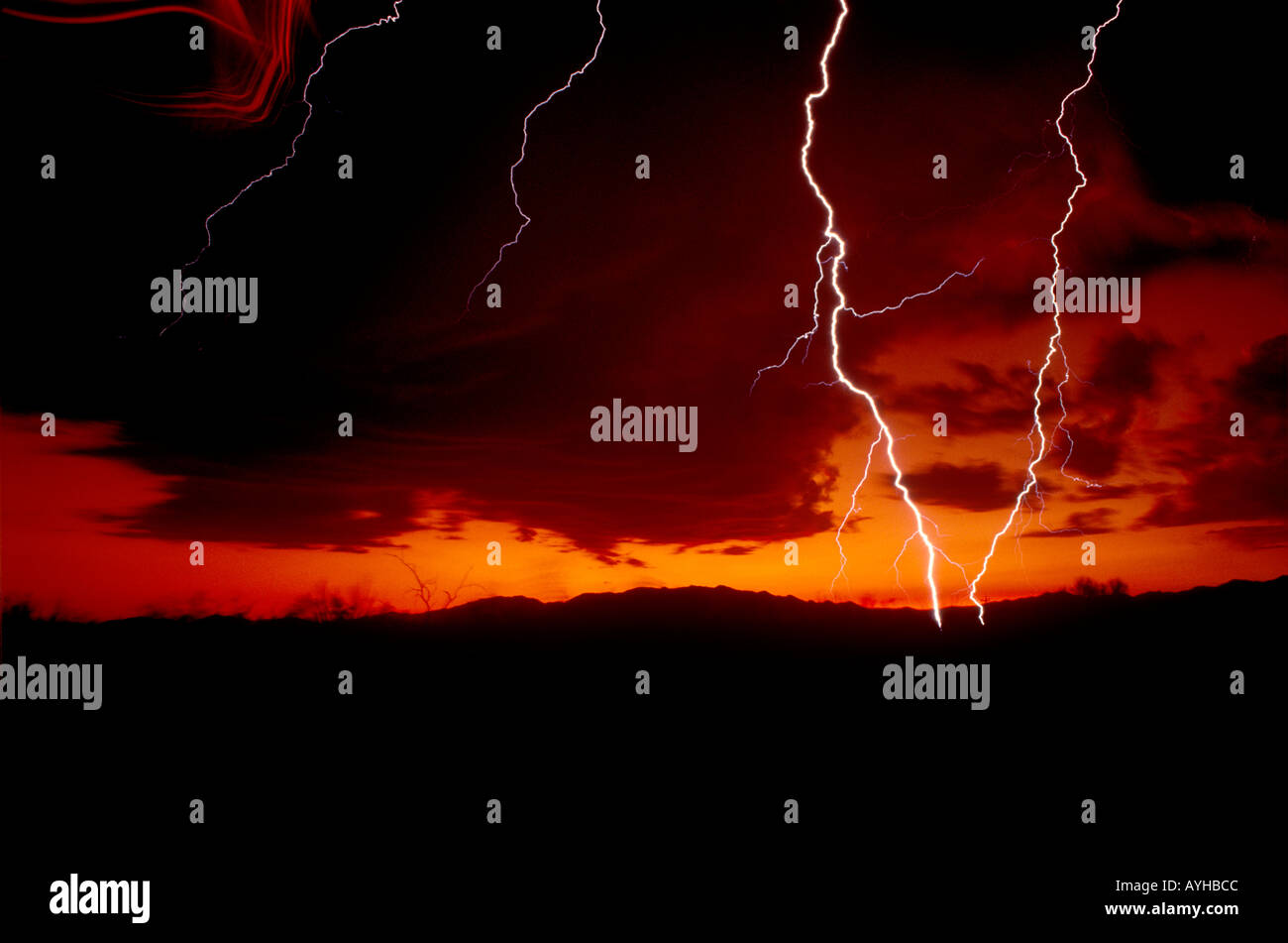 Lightningsmiths hi-res stock photography and images - Alamy