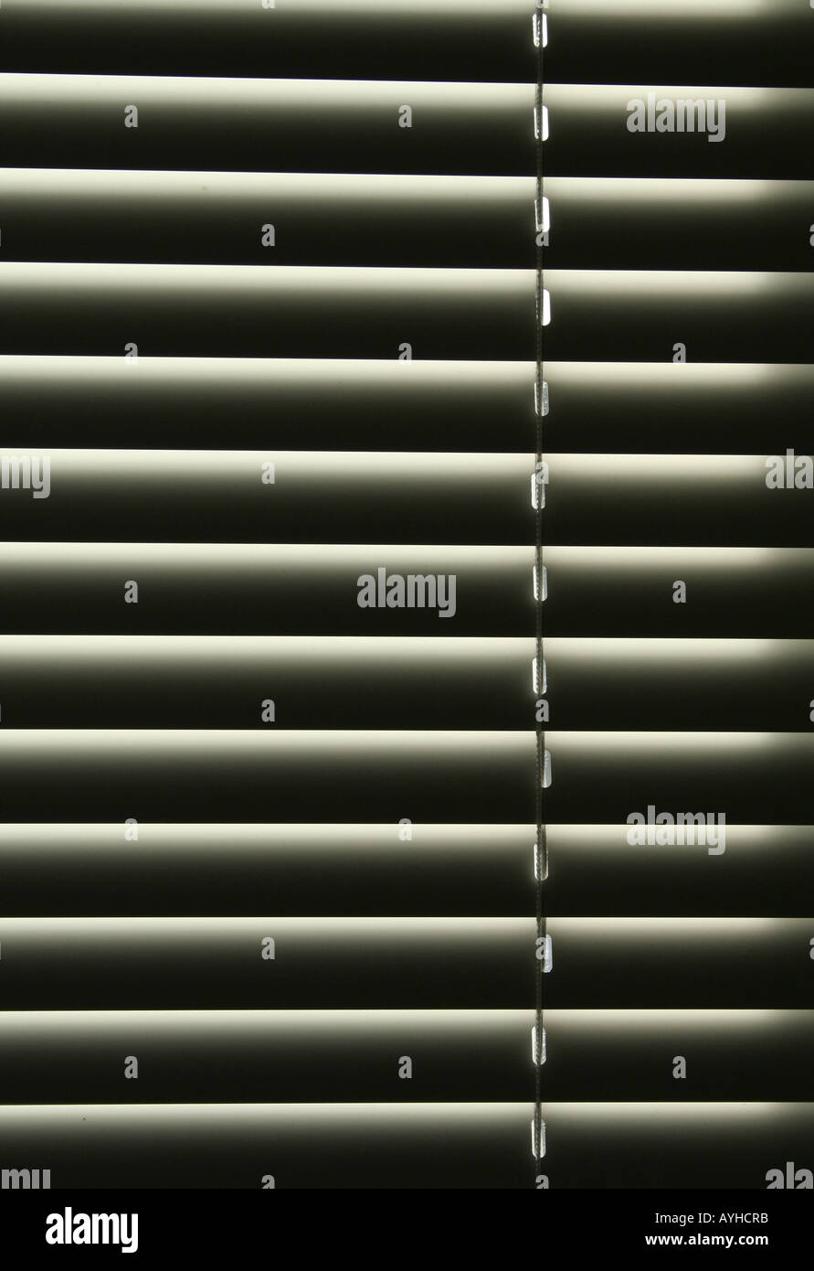 Venetian blind light dark hi-res stock photography and images - Alamy