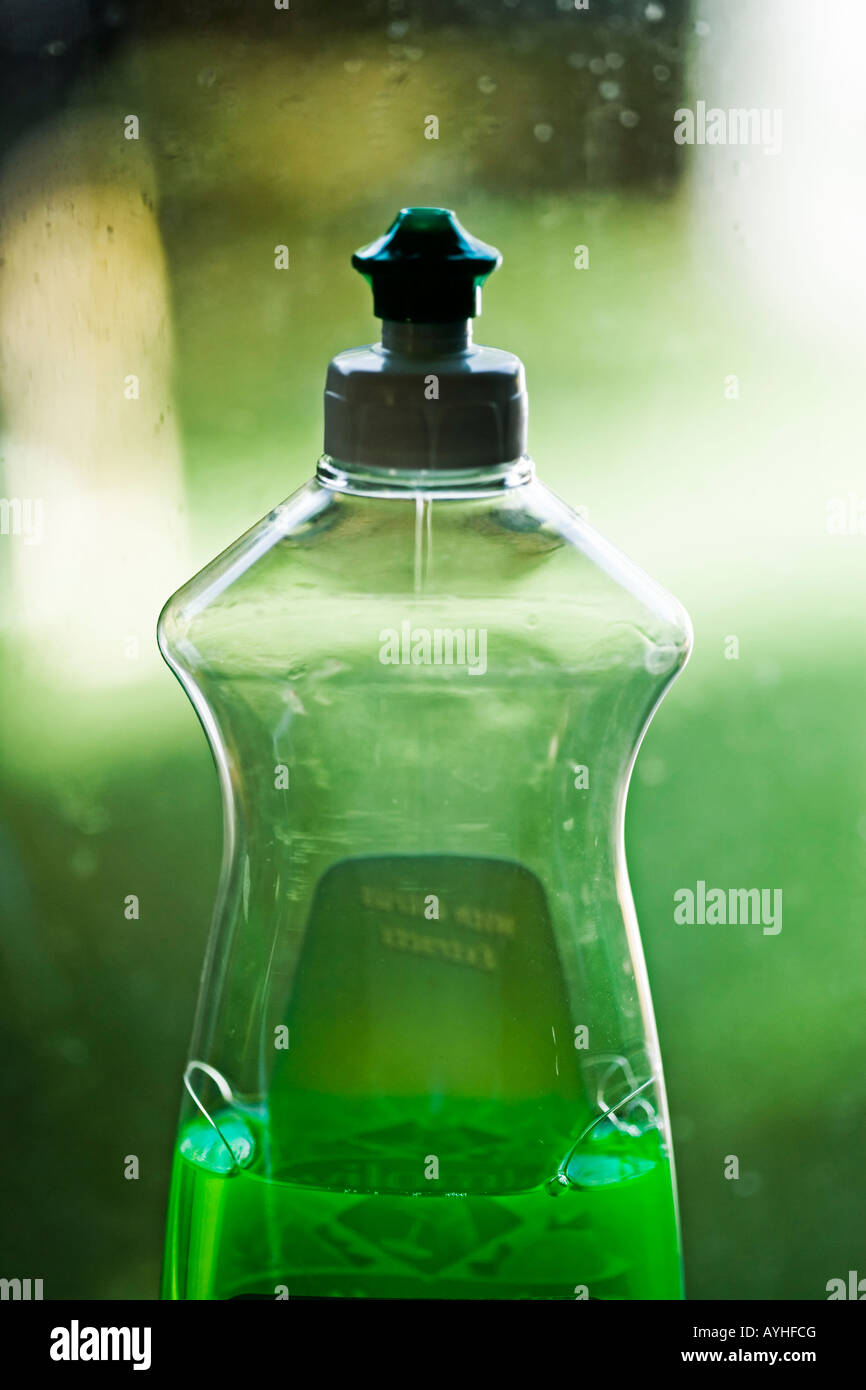 Washing up liquid bottle hi-res stock photography and images - Alamy