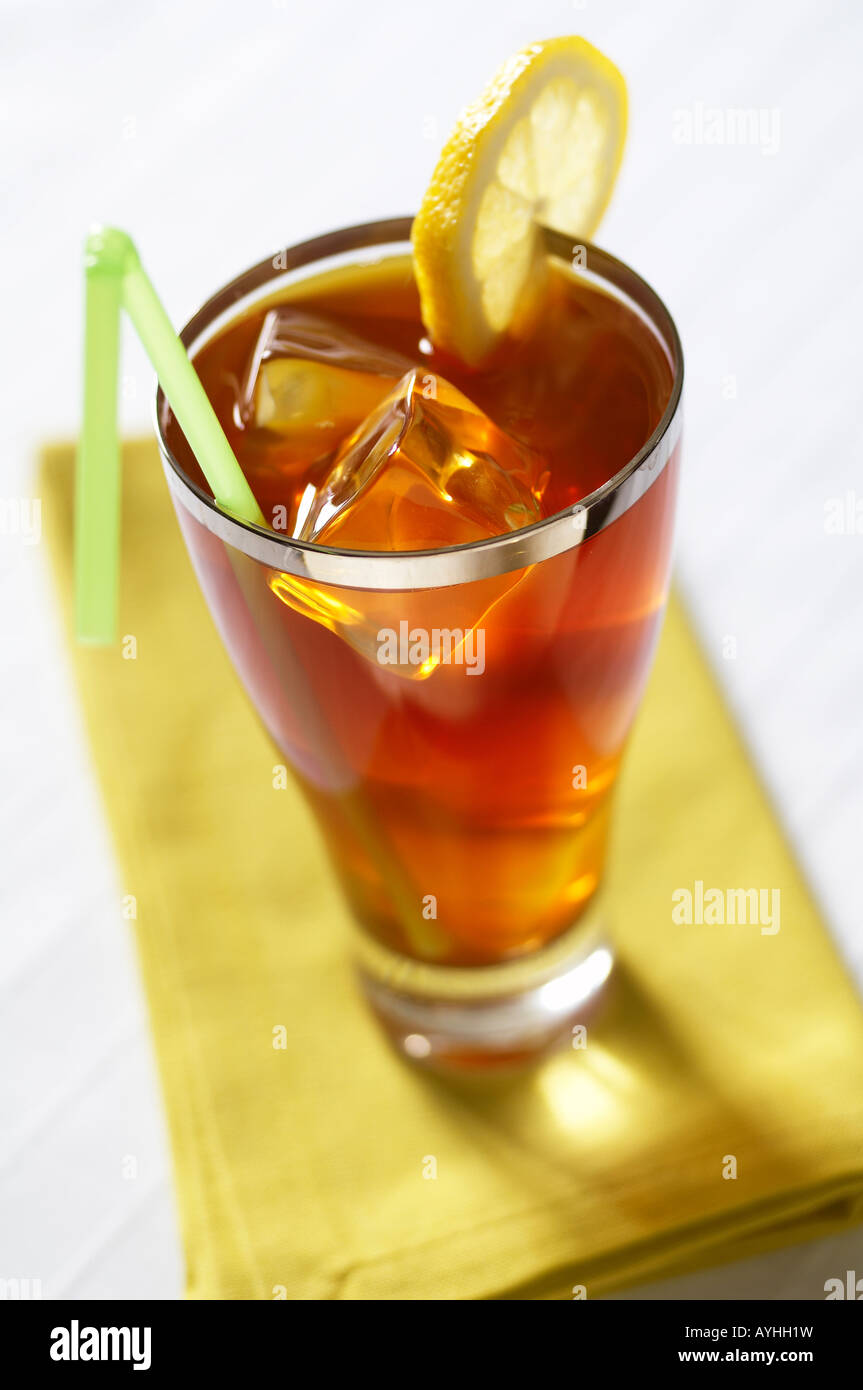 Iced tea with lemon Stock Photo - Alamy