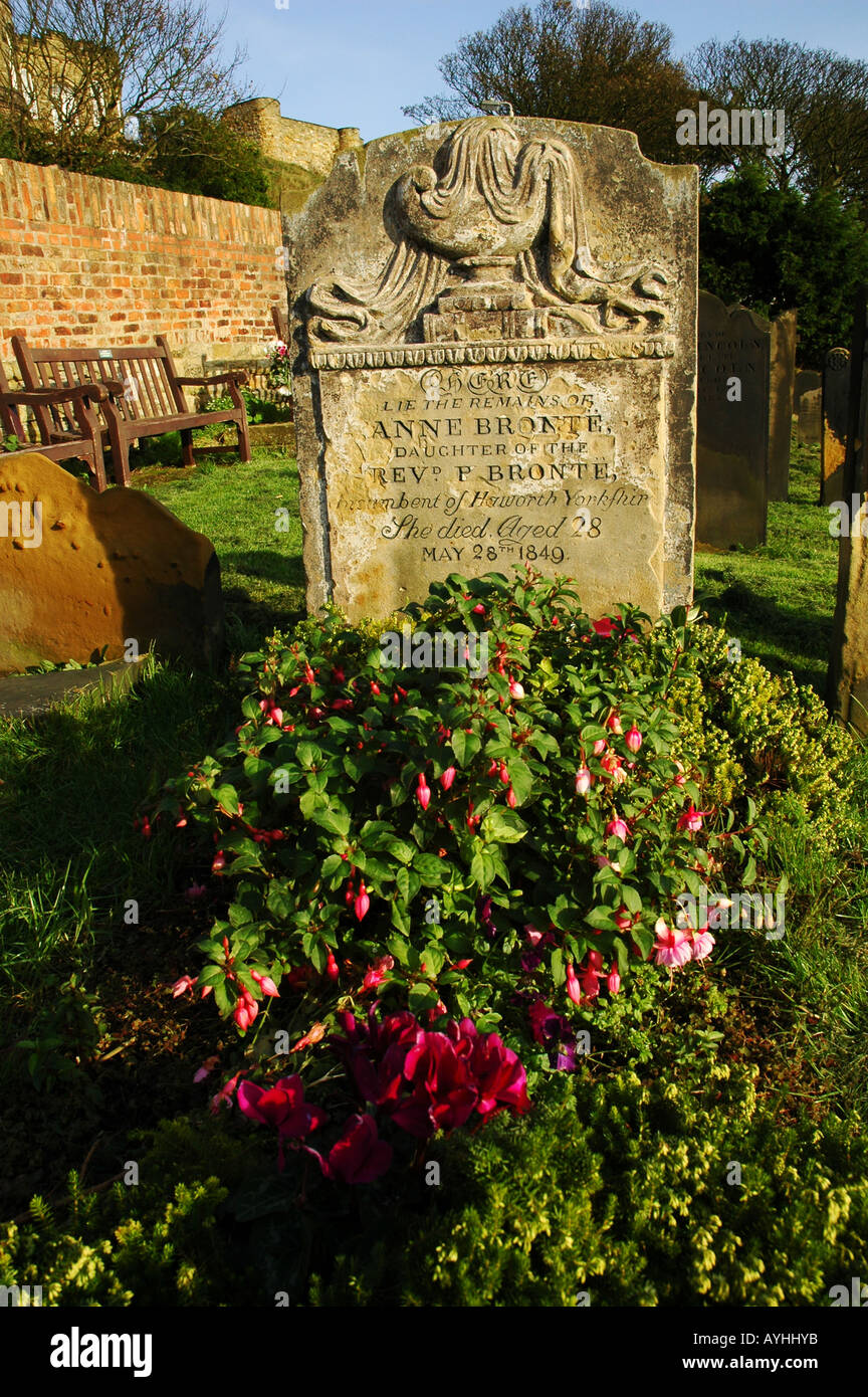 Anne Bronte's grave, Scarborough, Yorkshire Stock Photo - Alamy