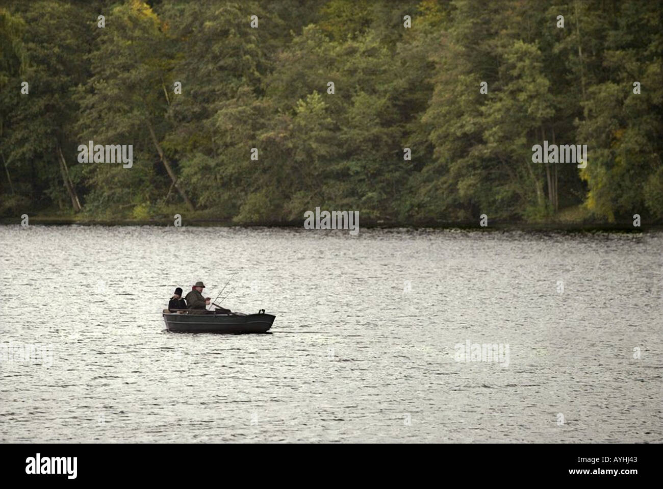 Boot auf einem see hi-res stock photography and images - Alamy