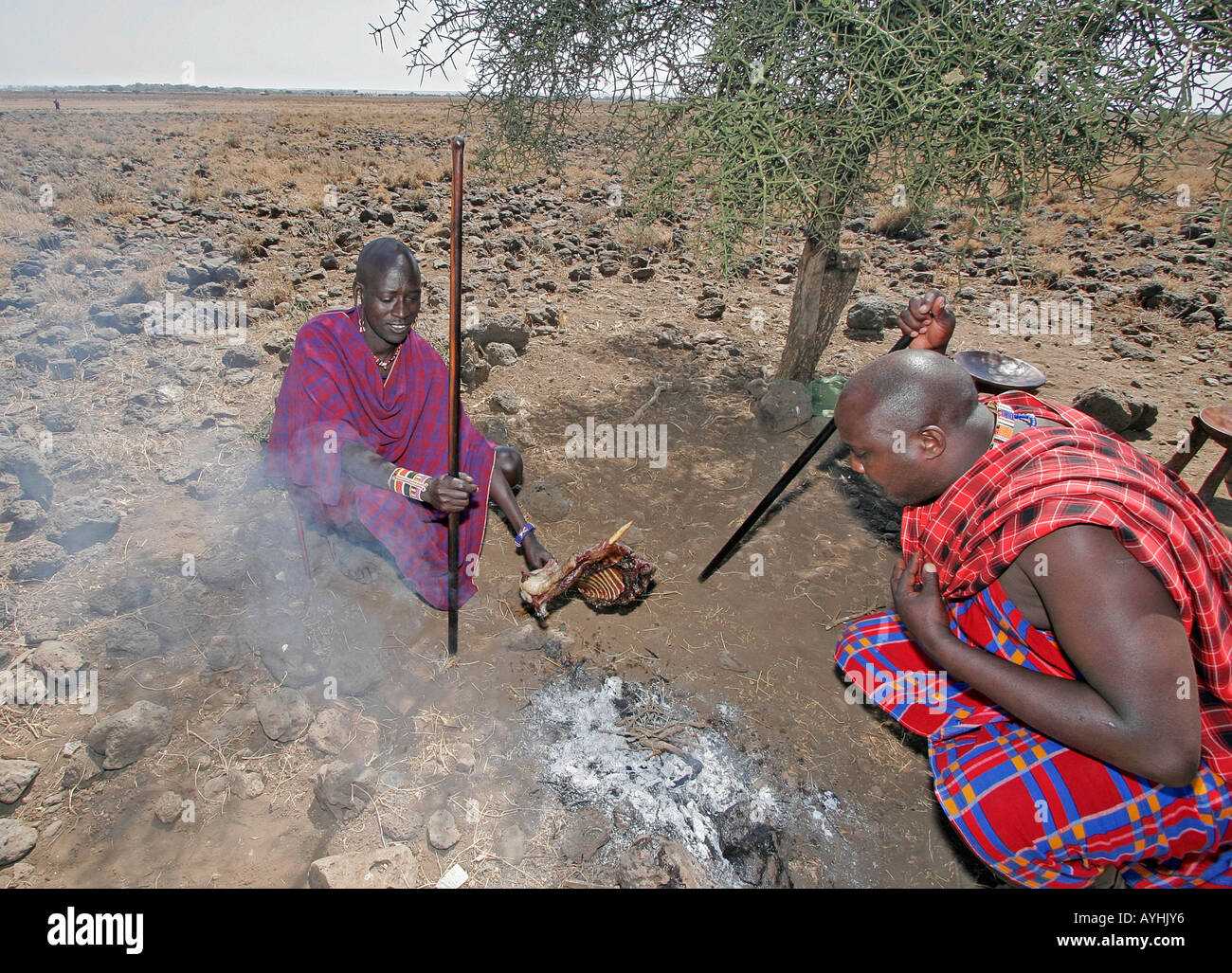 Masai elders hi-res stock photography and images - Alamy