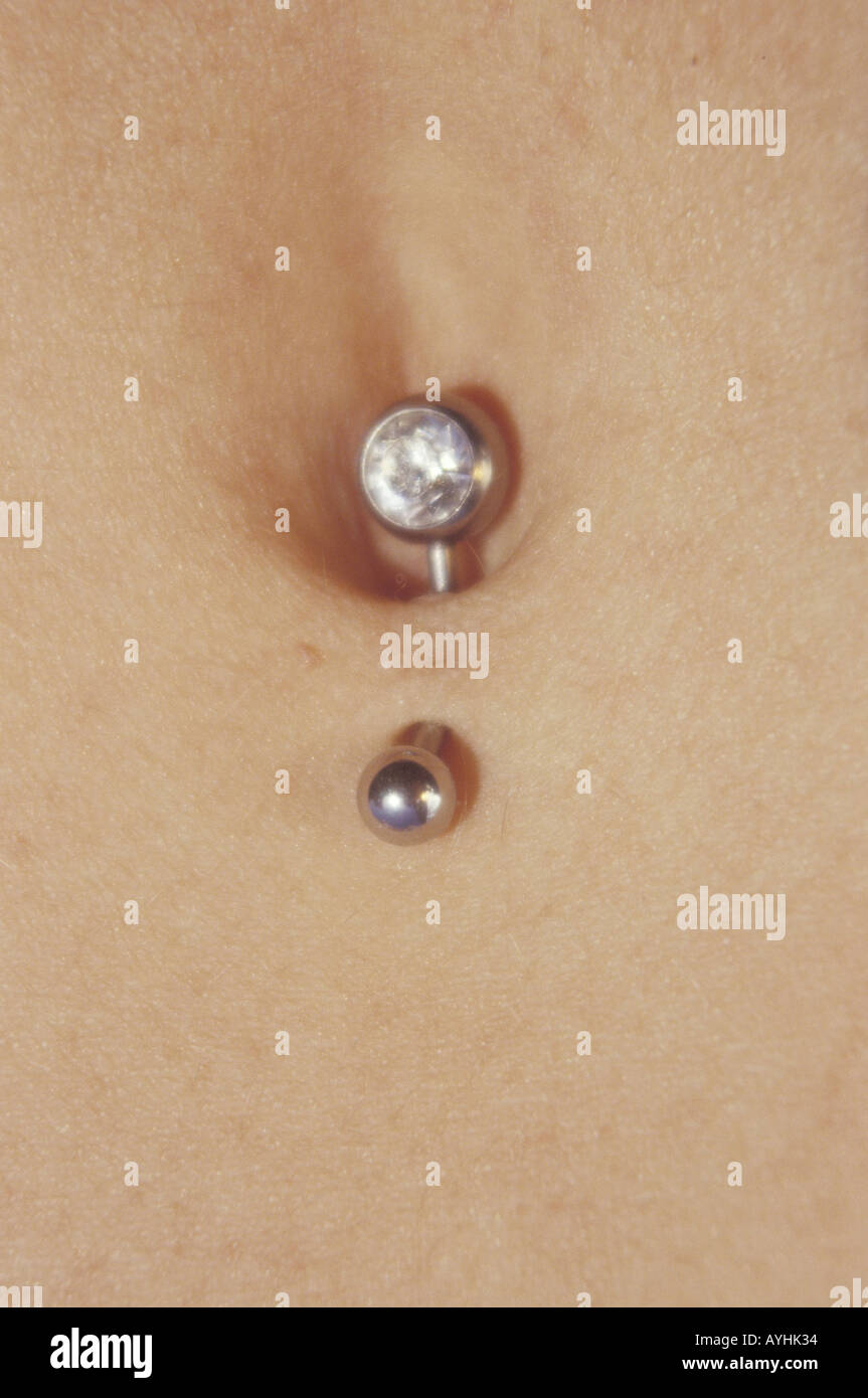 Bauchnabelpiercing High Resolution Stock Photography and Images - Alamy