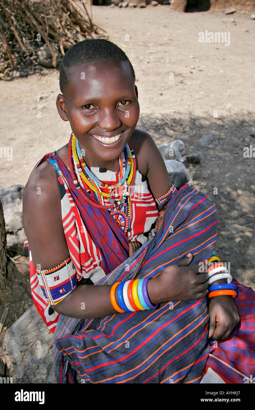 Smiling maasai child hi-res stock photography and images - Alamy