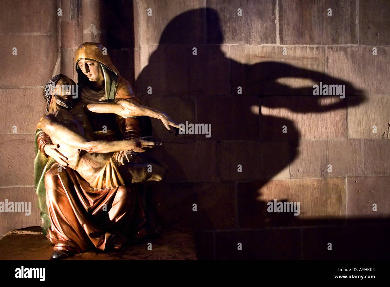 Statue mary holding dead jesus hi-res stock photography and images - Alamy
