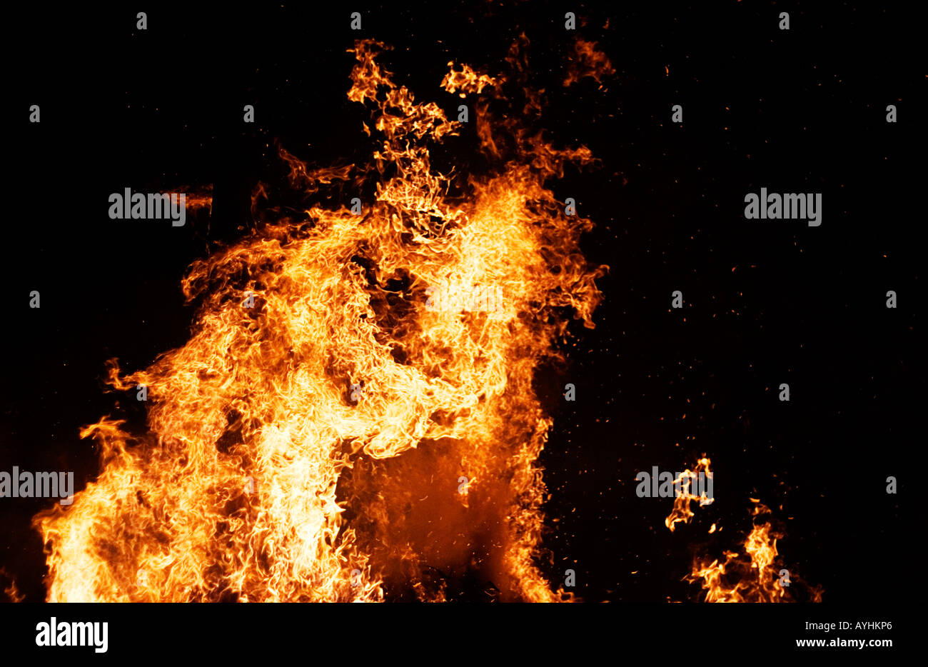 Explosion fire column hi-res stock photography and images - Alamy