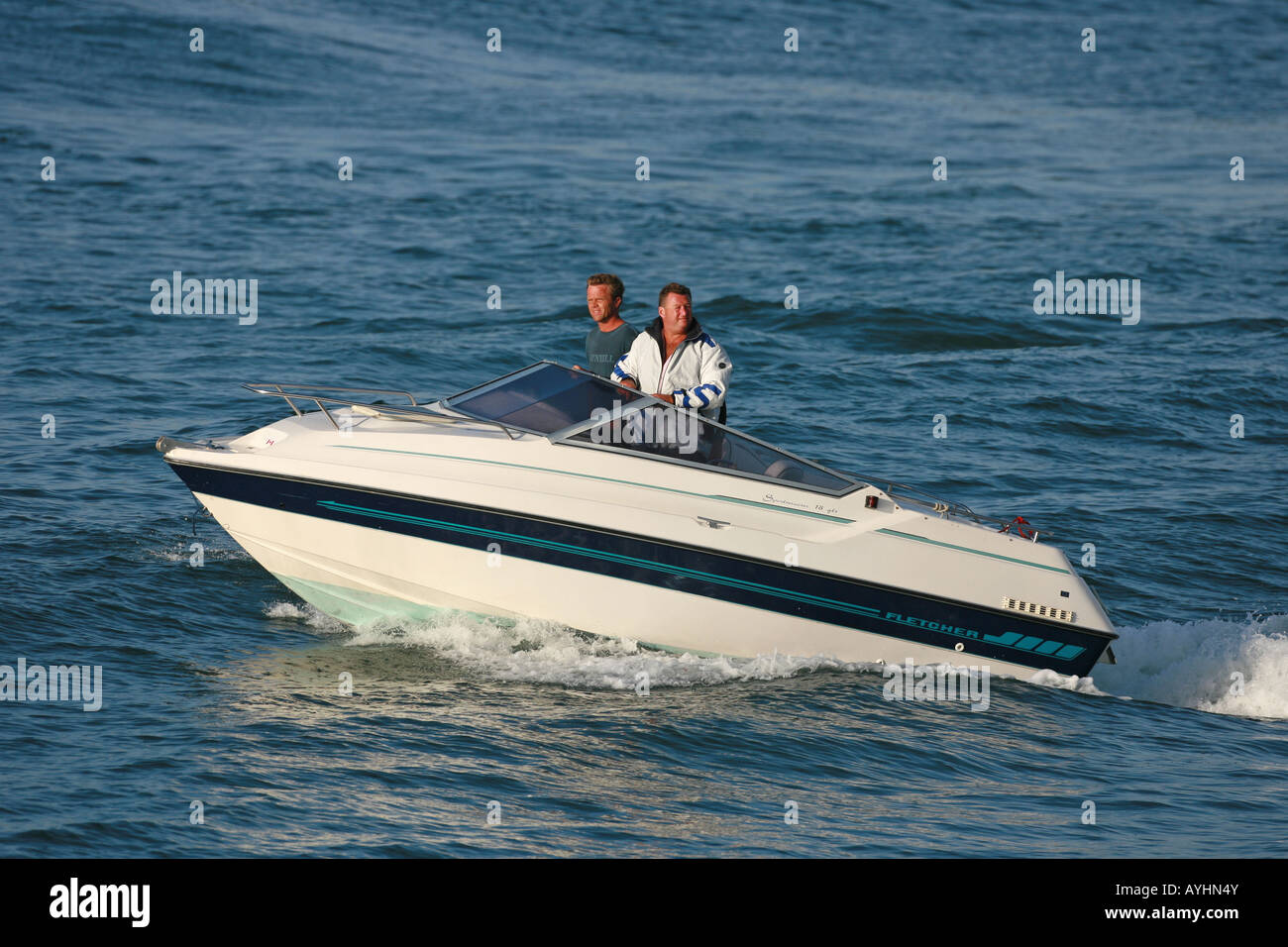 Motor boating hi-res stock photography and images - Alamy