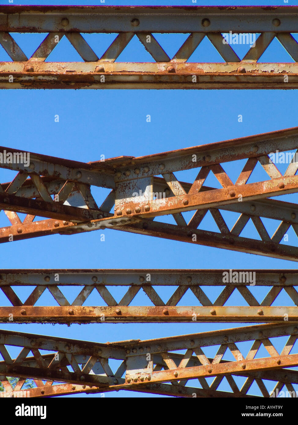 rusty metal frame old truss bridge Stock Photo - Alamy