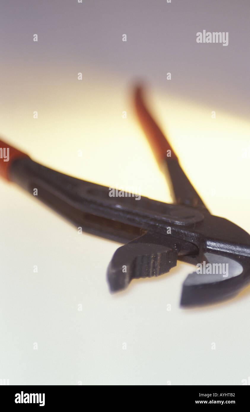 Zange hi-res stock photography and images - Alamy