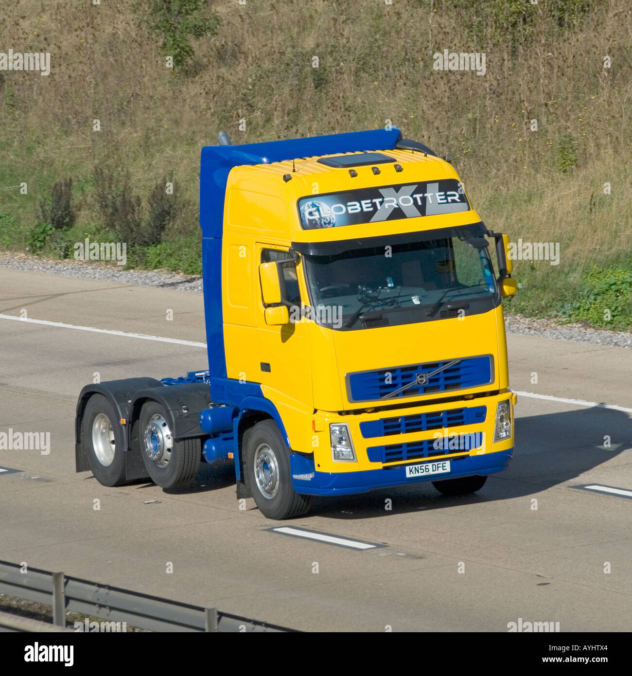 Volvo Globetrotter close up side front view yellow hgv prime semi mover ...