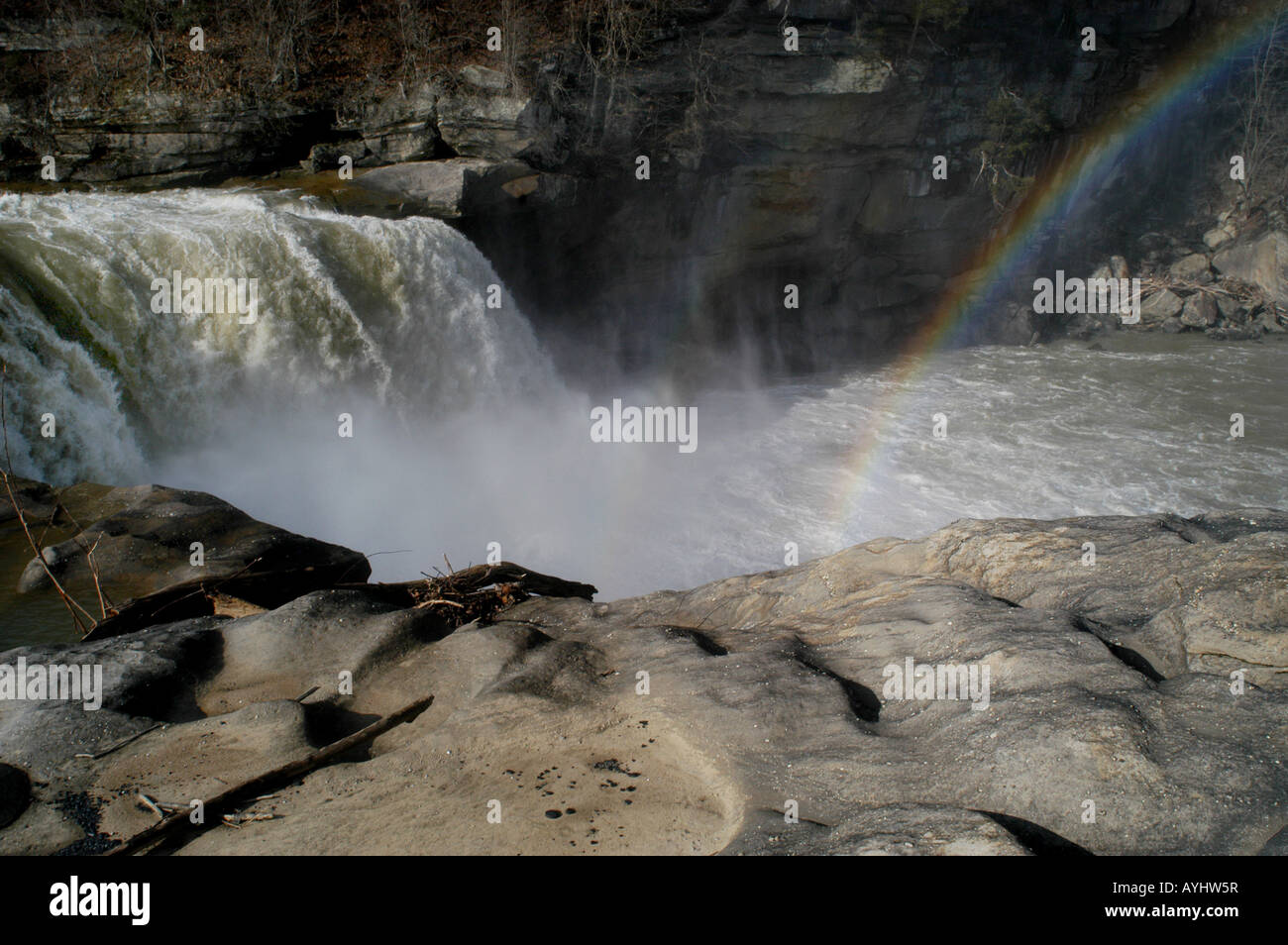 Cumberland river falls kentucky waterfall state park rainbow Stock ...