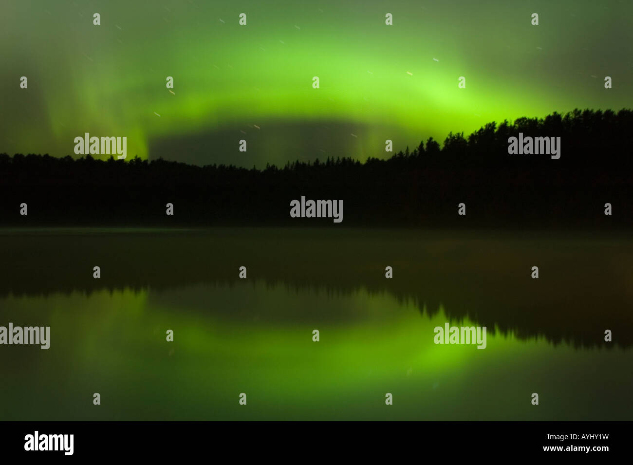 northern lights over esnagi lake Stock Photo - Alamy