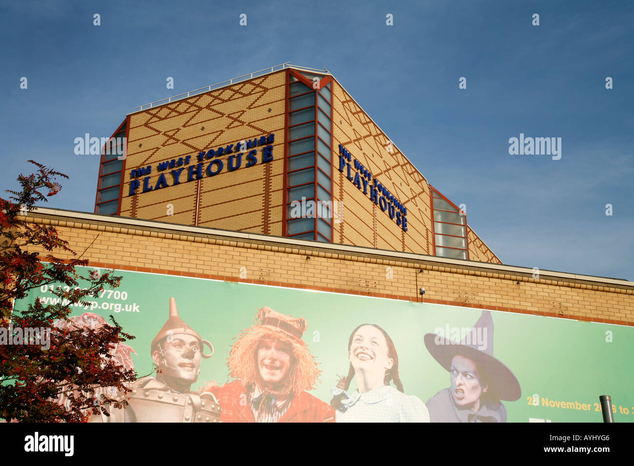Leeds playhouse exterior hi-res stock photography and images - Alamy