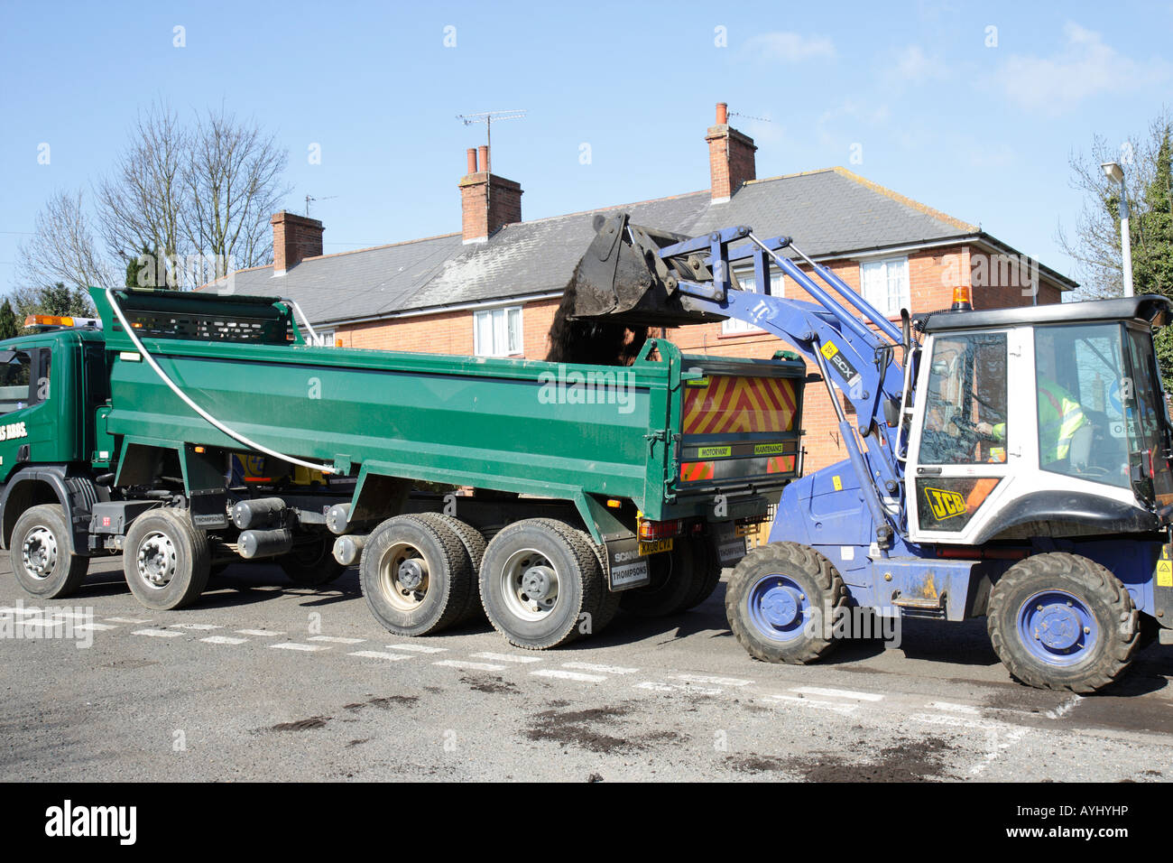 Loading a tipper truck hi-res stock photography and images - Alamy