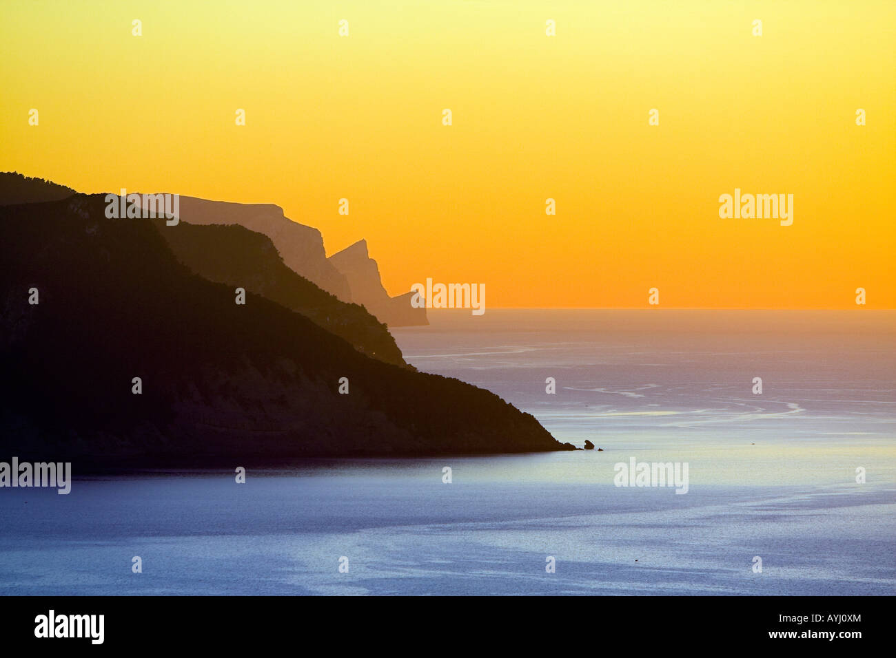 Mallorca boat sunset hi-res stock photography and images - Alamy