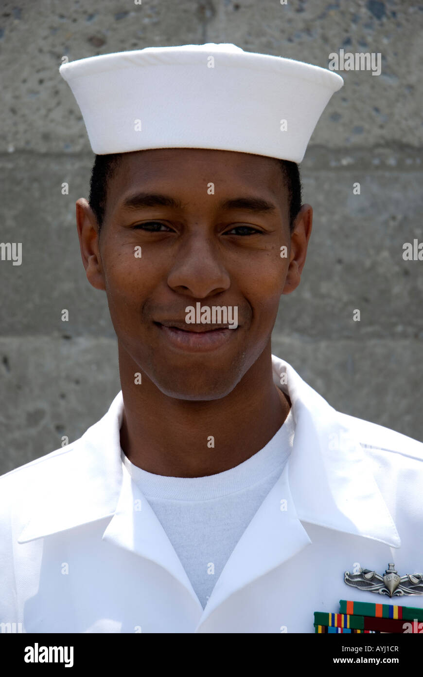 Navy sailor hi-res stock photography and images - Alamy