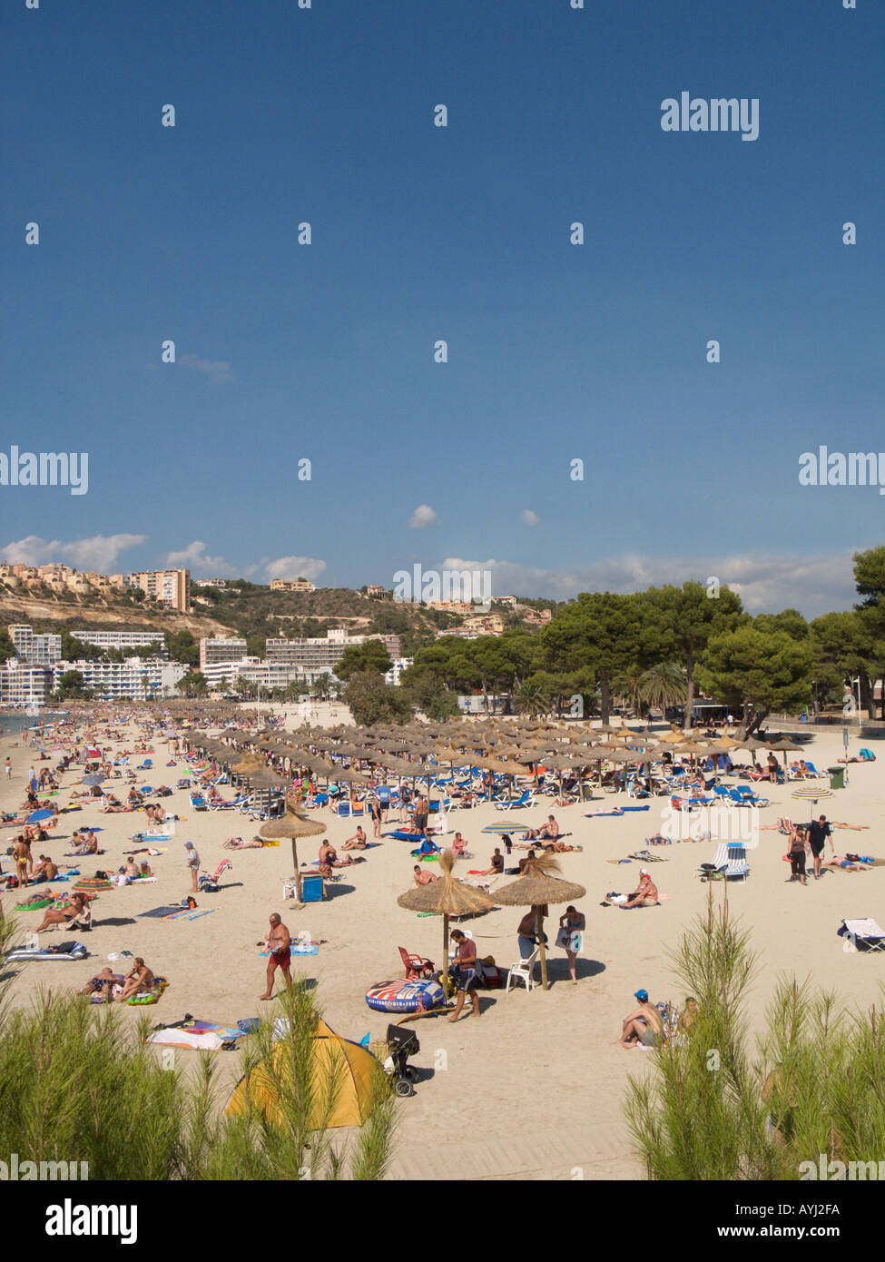Playa de santa ponsa hi-res stock photography and images - Alamy