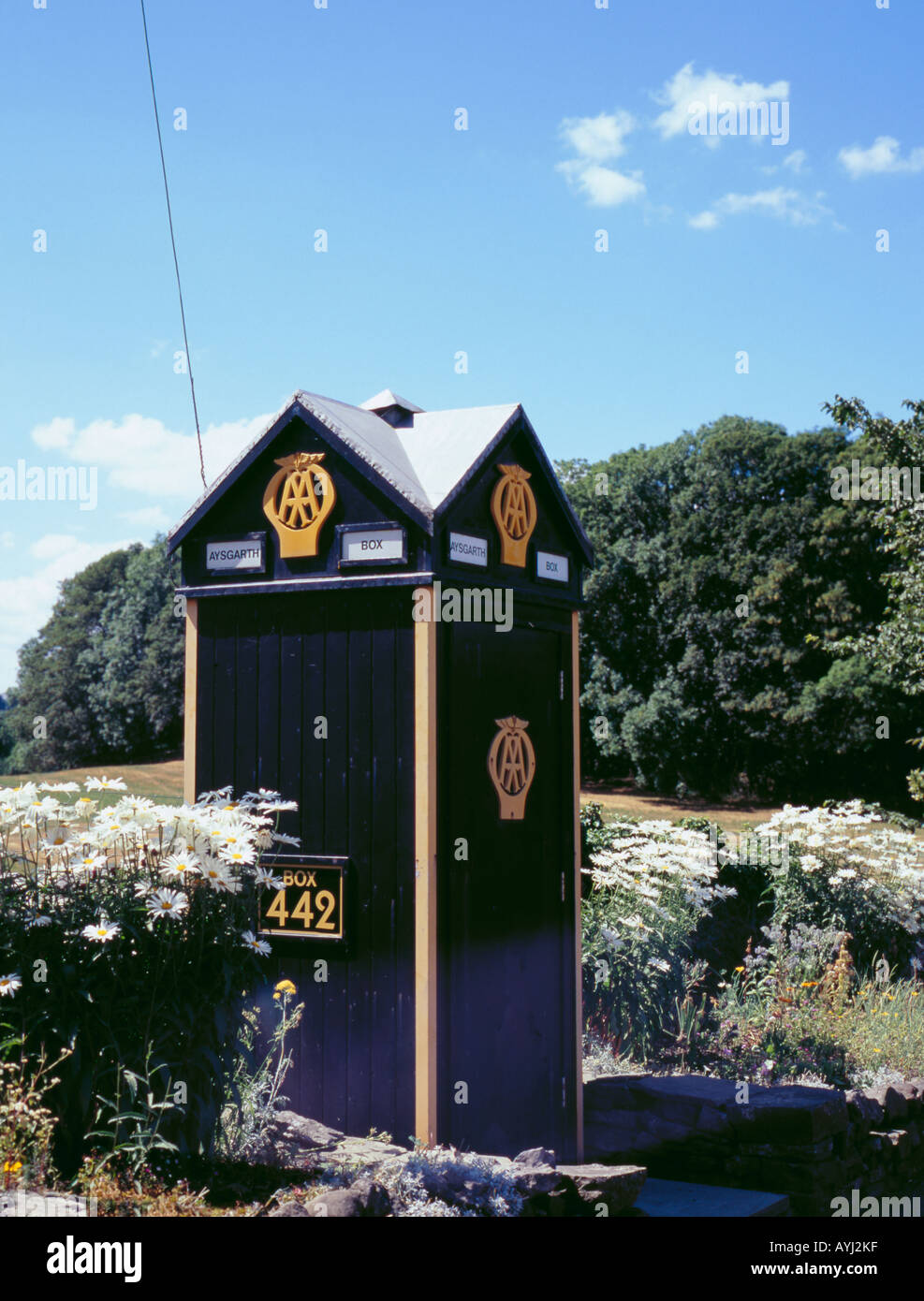 Old automobile association telephone box hi-res stock photography and ...
