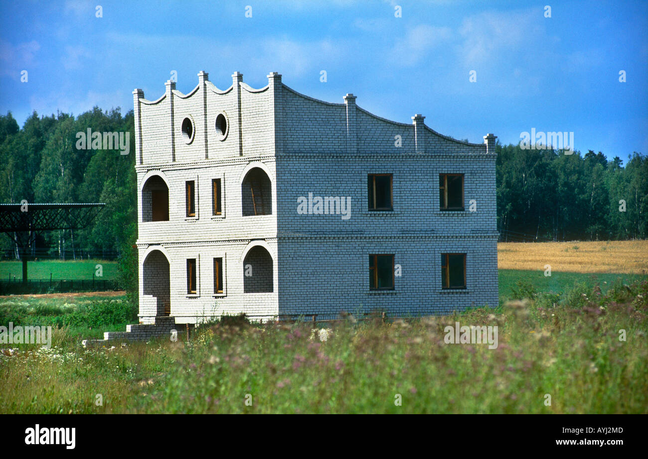 Russian country houses hi-res stock photography and images - Alamy