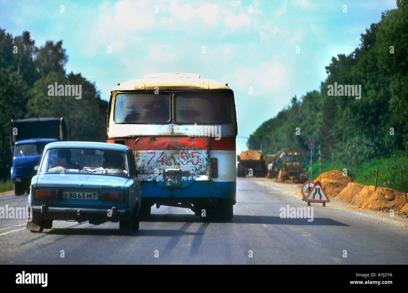 Beat up buses hi-res stock photography and images - Alamy