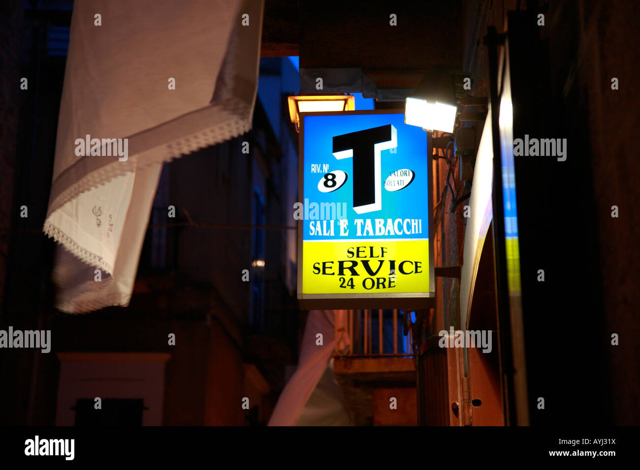 Tobacco neon sign hi-res stock photography and images - Alamy