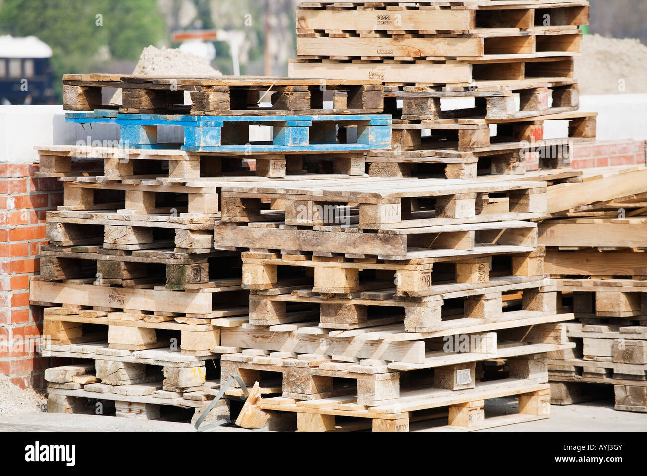 Pallet shipping hi-res stock photography and images - Alamy