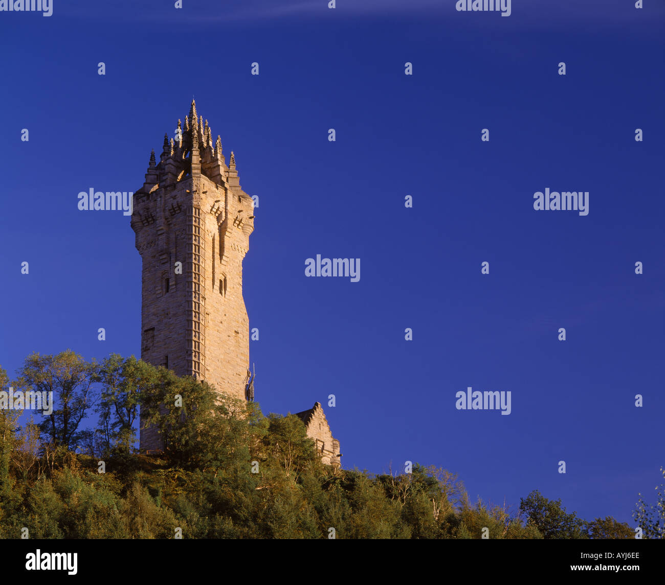 The National Wallace Monument on Abbey Craig, Stirling, Scotland, UK ...