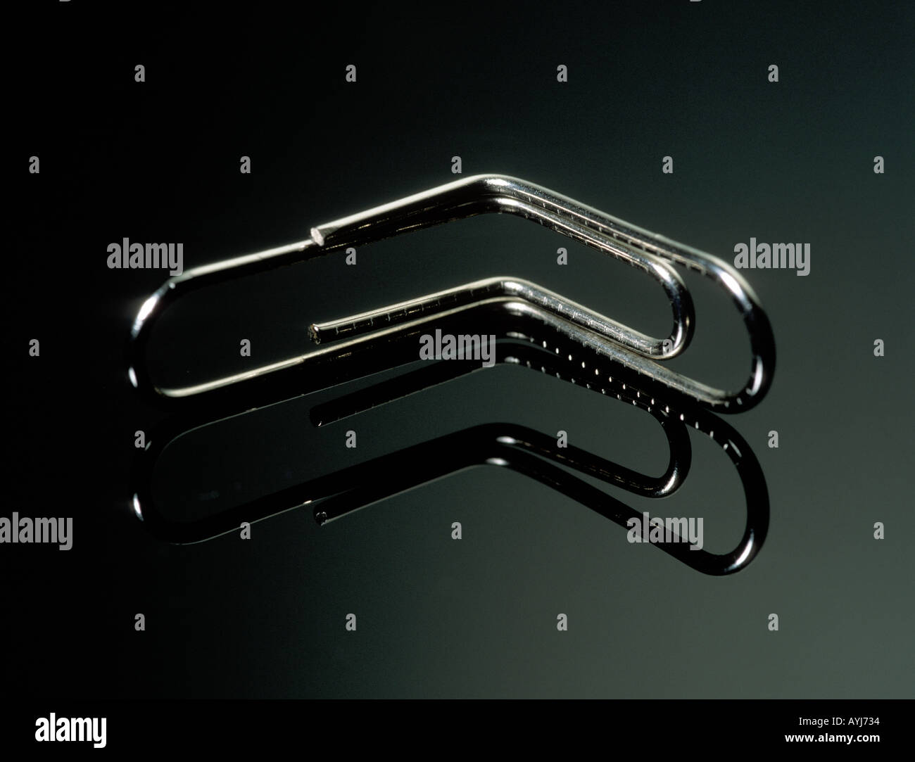 Bent paperclip hi-res stock photography and images - Alamy
