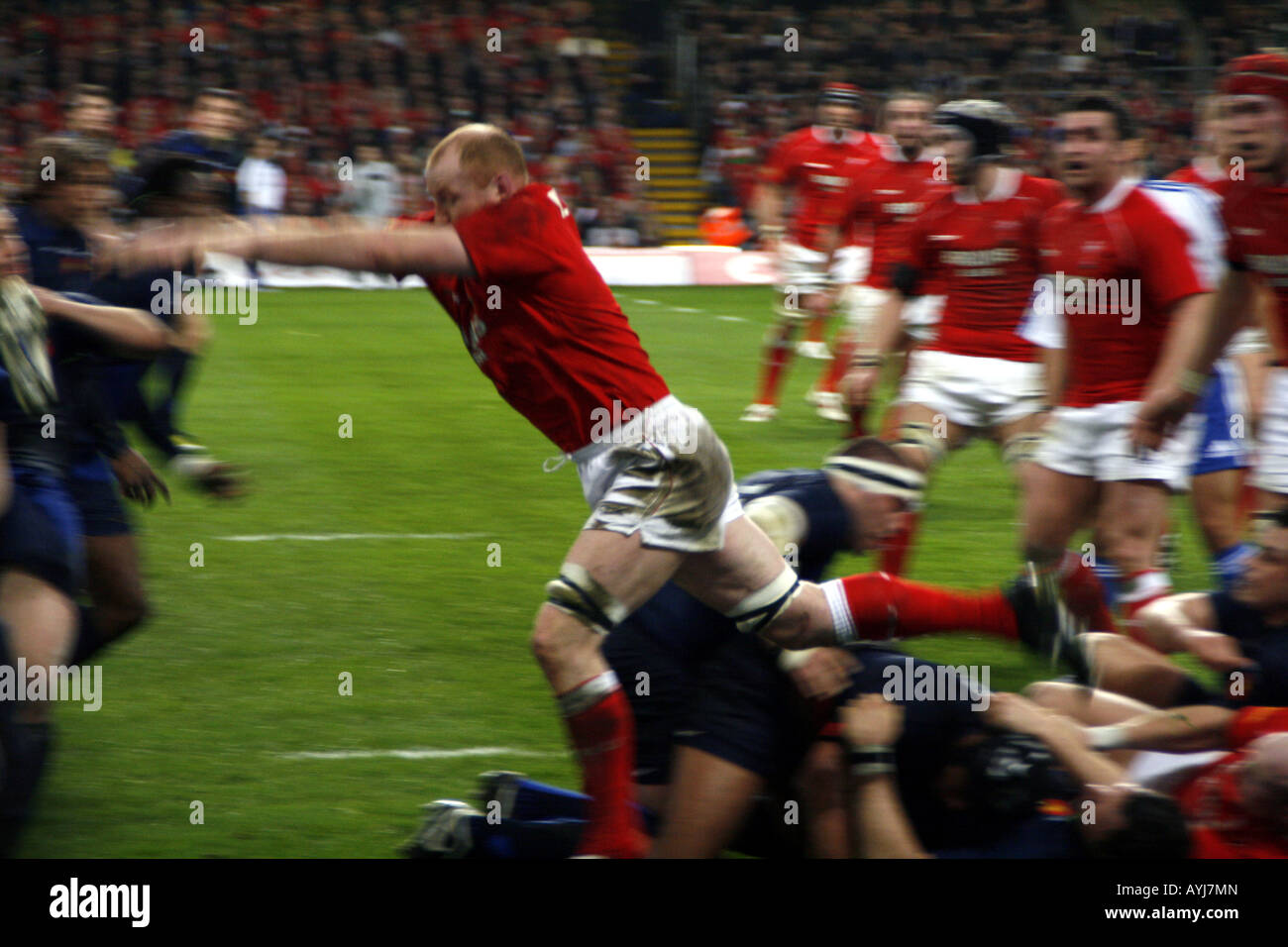Welsh rugby player hi-res stock photography and images - Alamy