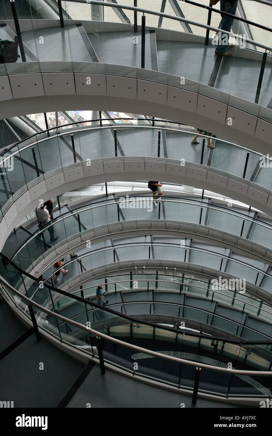 City hall the queens walk london se1 2aa hi-res stock photography and ...