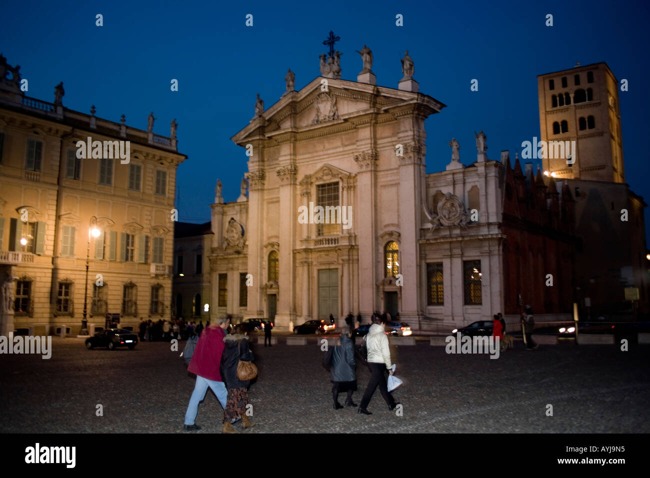 Piazza Sordello and Cathedral San Pietro, Mantova, Italy Stock Photo ...