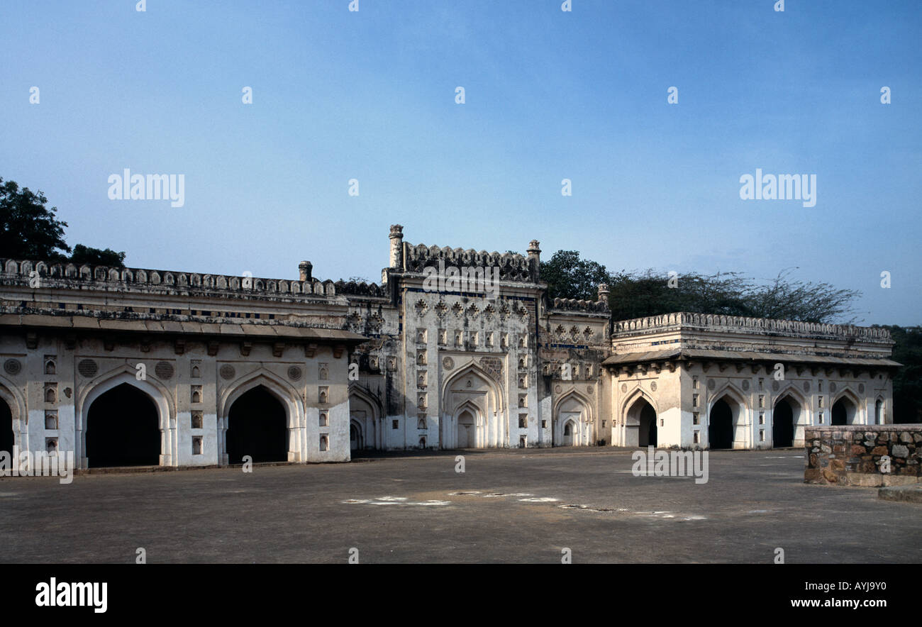 Jamali Kamali Mosque High Resolution Stock Photography and Images - Alamy