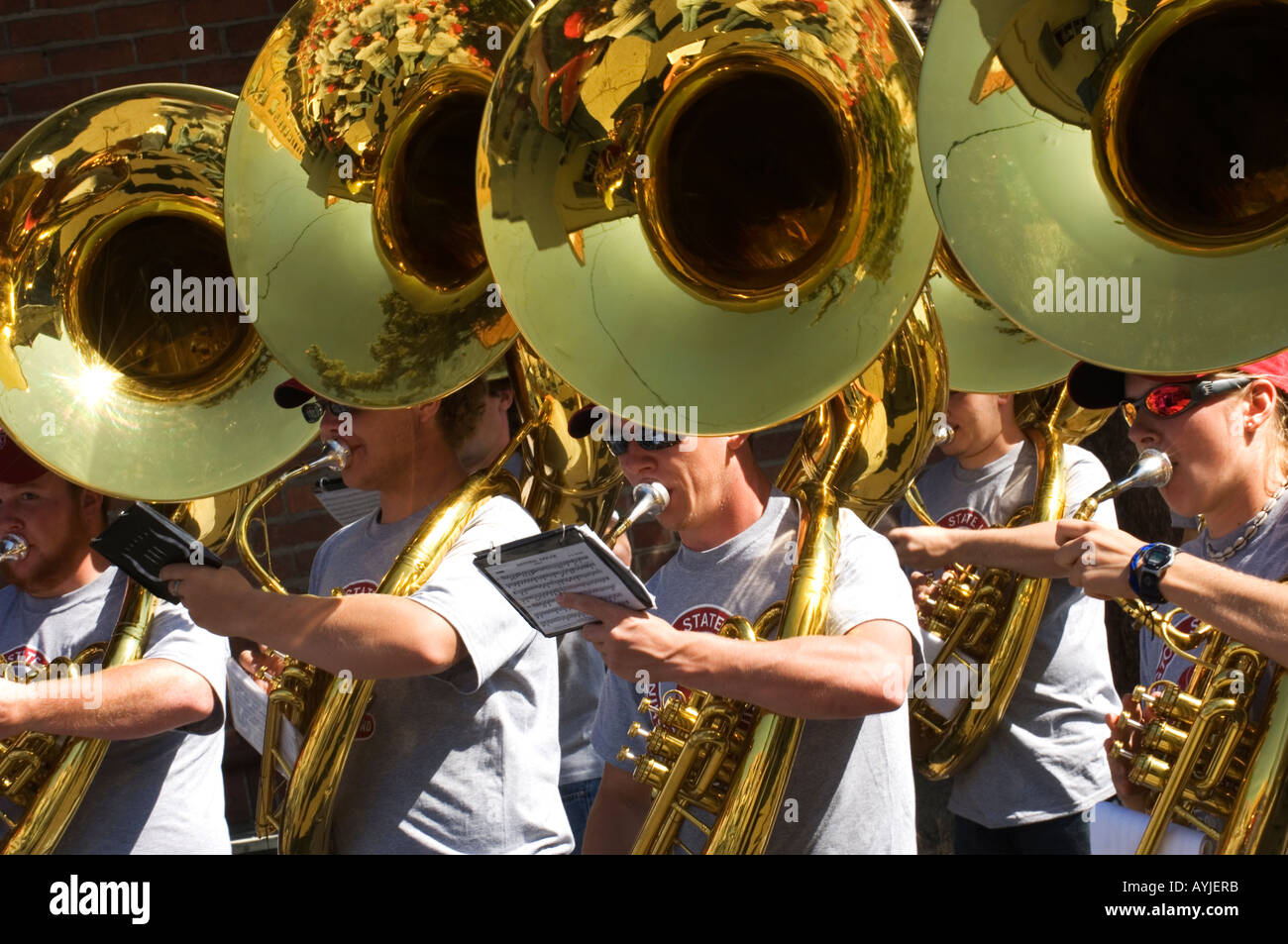 State trumpeters hi-res stock photography and images - Alamy