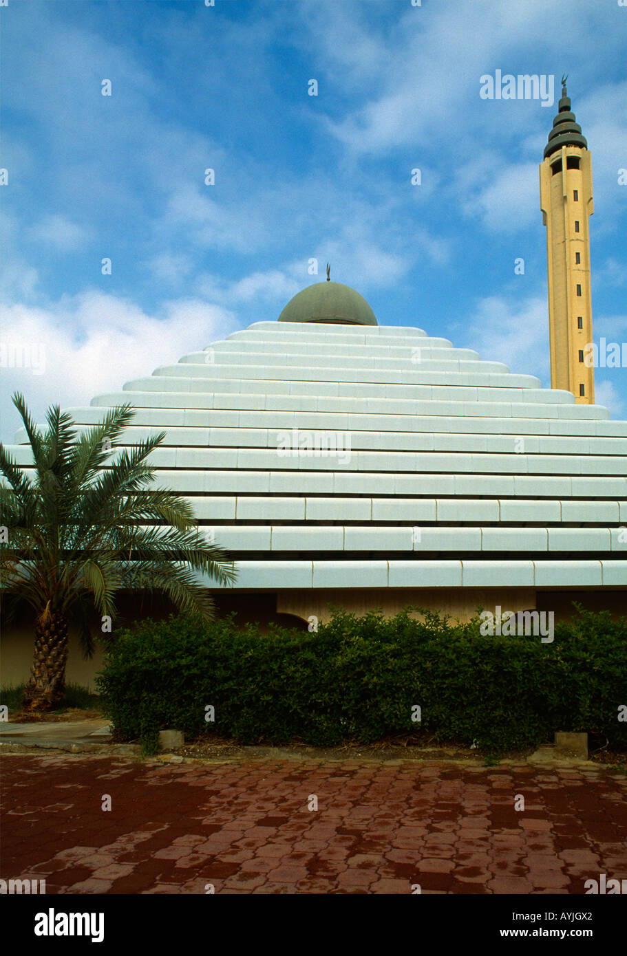 Ras Salmiyah Mosque Salmiya Kuwait Stock Photo - Alamy