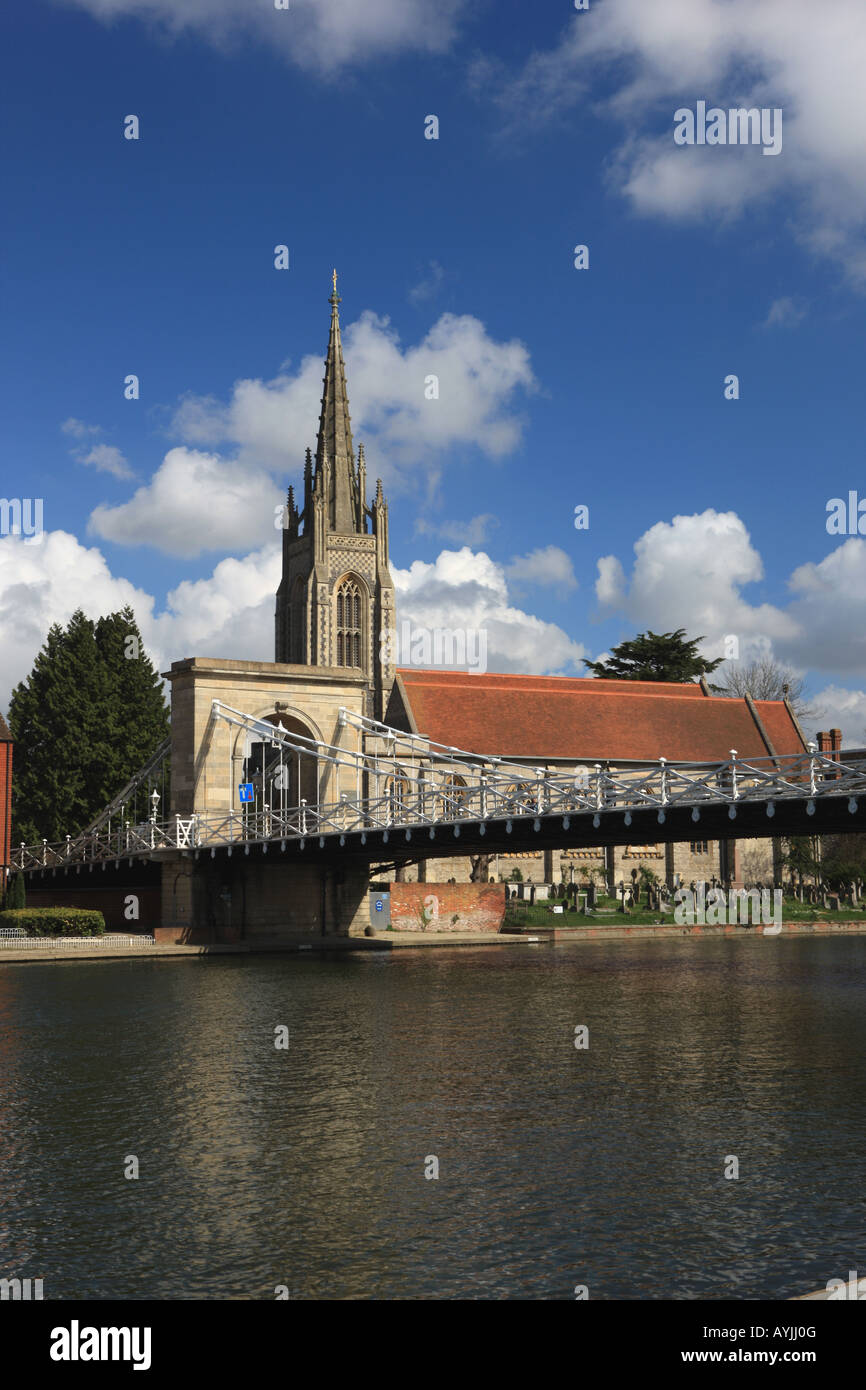 Bridge over the River Thames at Marlow Stock Photo - Alamy