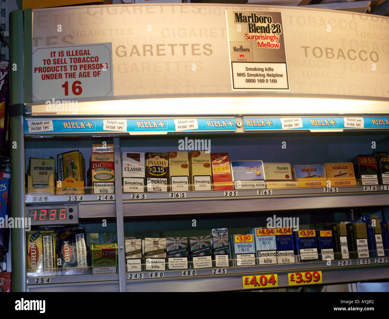 Tobacco Sign in Store Prohibiting Sale to Minors Stock Photo - Alamy