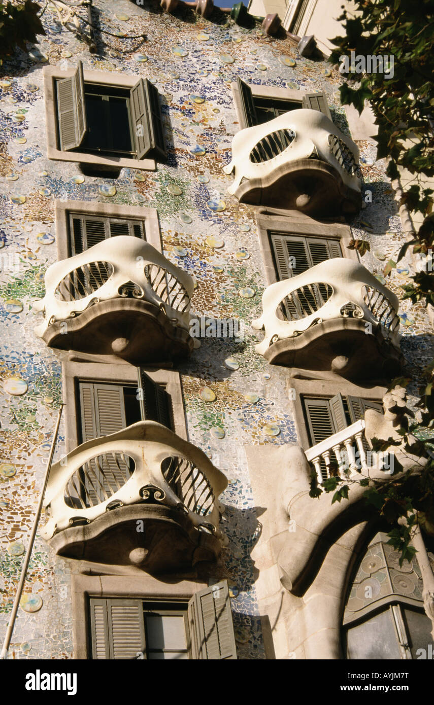 Catalunya Caso Battlo Antoni Gaudi architect Balconies Curved mask like ...