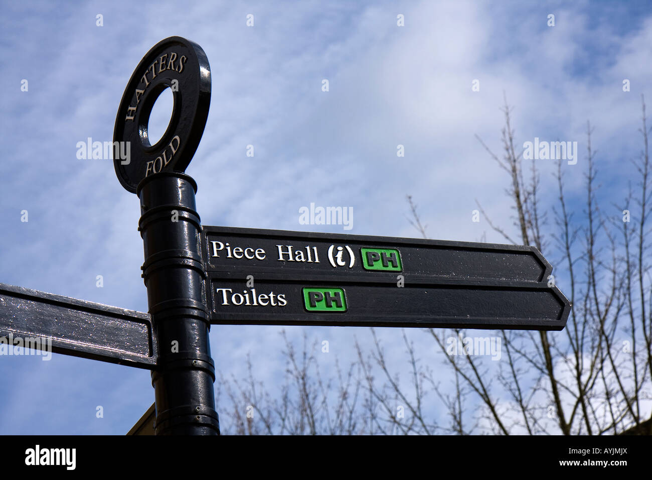 Signpost to Piece Hall , Halifax , UK Stock Photo - Alamy