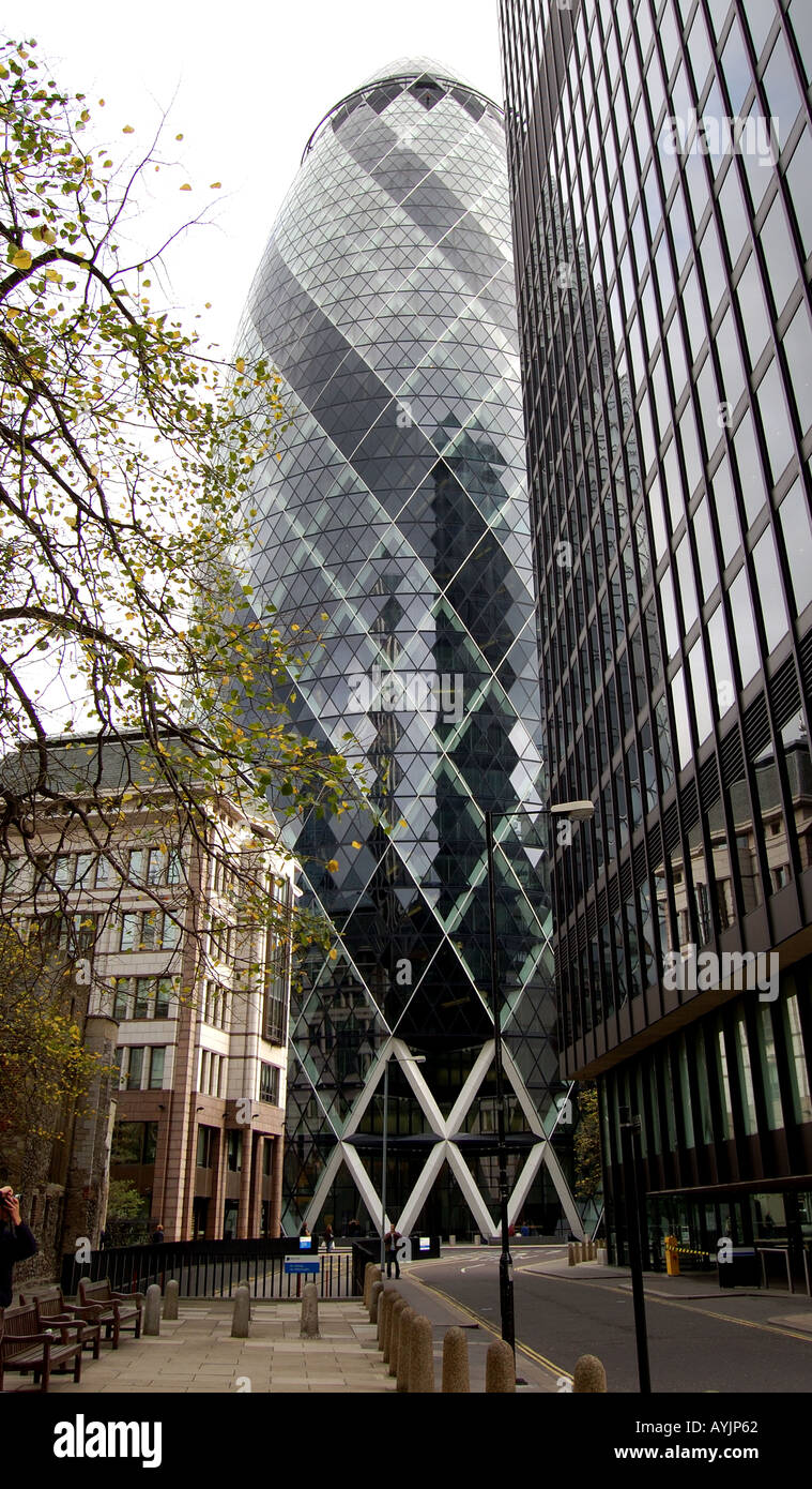 the gurkin building Stock Photo - Alamy