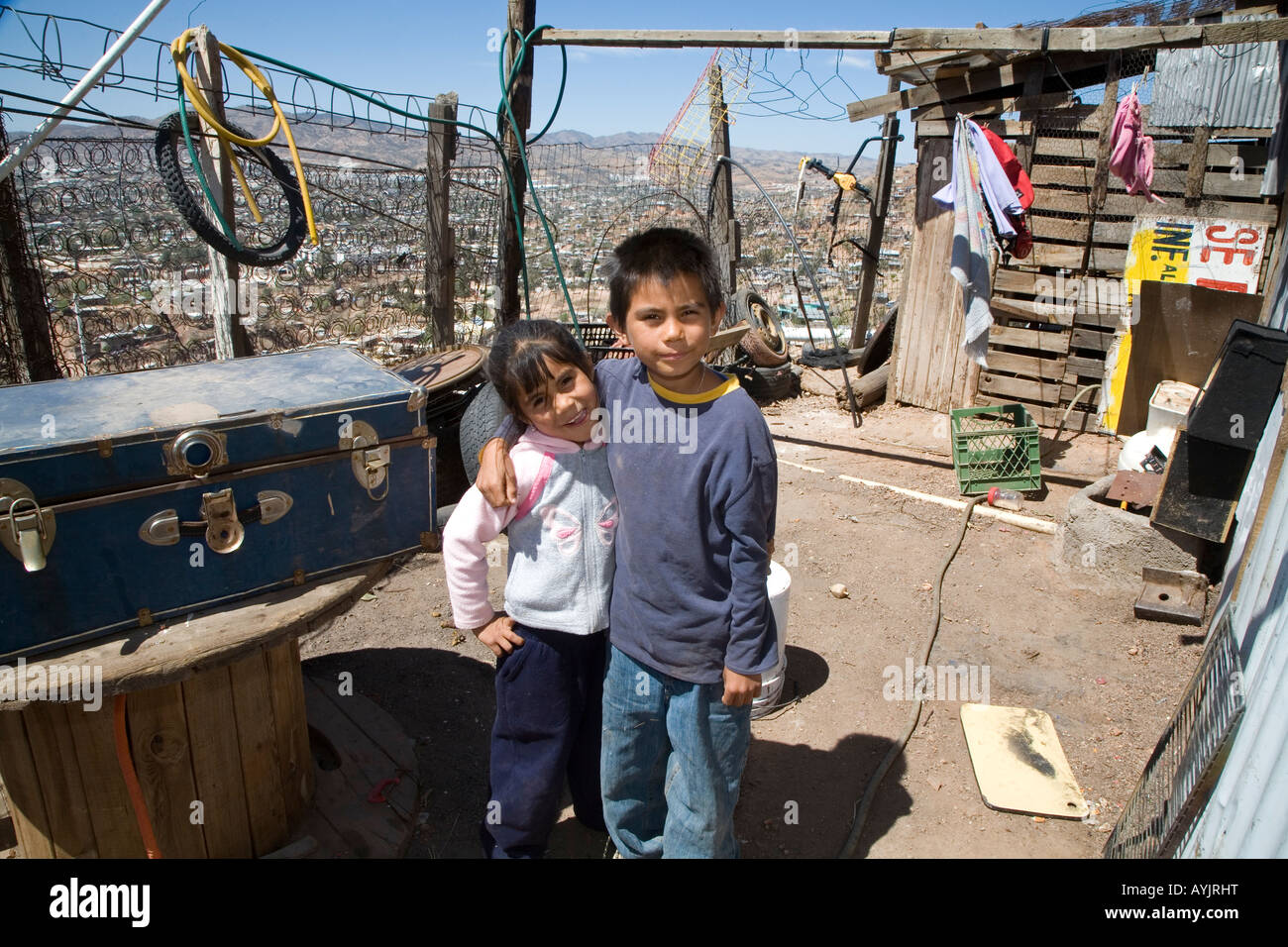 Children at Home in Rosarito Colonia in Nogales Mexico Stock Photo - Alamy
